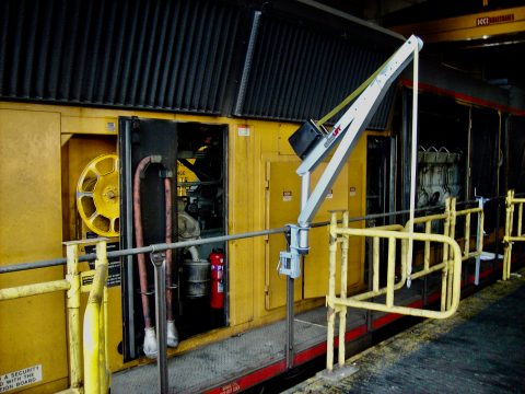 Home Page - Spitzlift Portable Lightweight Aluminum Crane